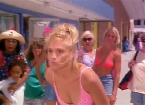 Naked Renne Russo In Bloodmoon
