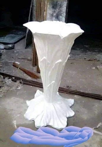 3 Feet Fiberglass Decorative Fiber Flower Pots For Decoration At Rs