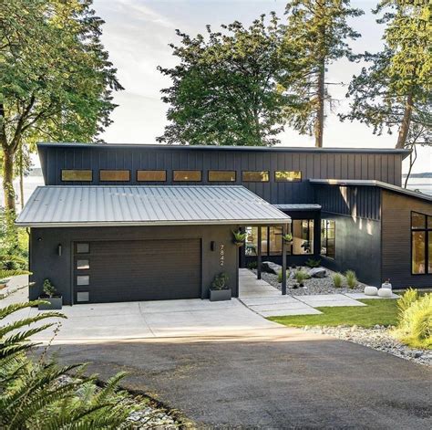 Overhanging Roofs Shade Outdoor Areas Of Cedar Clad Seaside Reef House