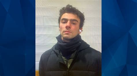 Luigi Mangiones Fingerprints Match Those On Water Bottle Near Slain