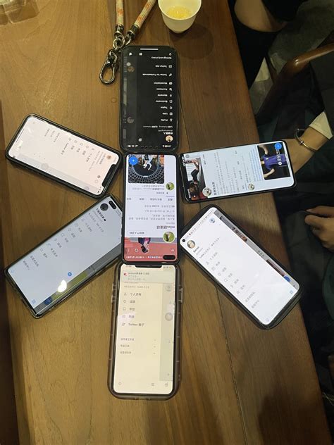 Secret On Twitter 今晚大家都很开心，认识了性感漂亮的赵老师，拿到了小fafa，见到了风趣幽默的太狼，感谢可爱的小鸽子和小