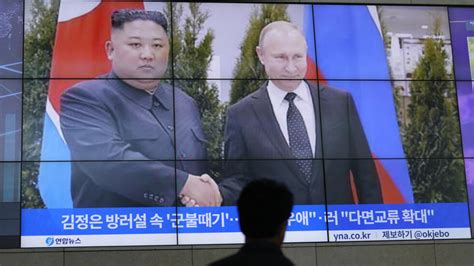 金正恩访俄结束回朝 获赠携炸弹无人机与步枪