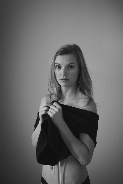 Maike035 1400x2100 Rmaikejuettendonk