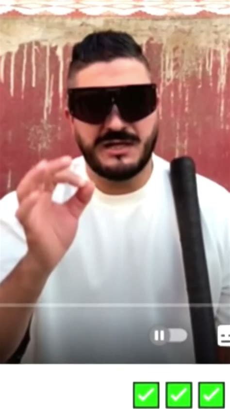 الملك قام بالعفو عن الأسطورة إلياس المالكي؟😮😮 Youtube
