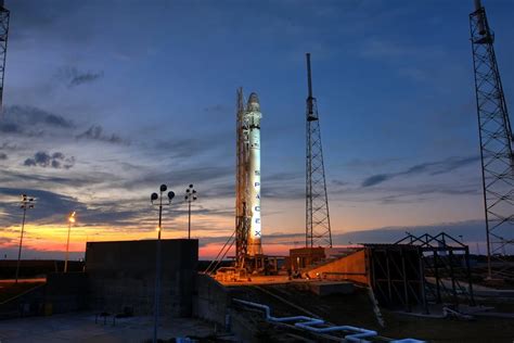 Spacex Lanza Con éxito Nueva Misión Para Reabastecimiento De La