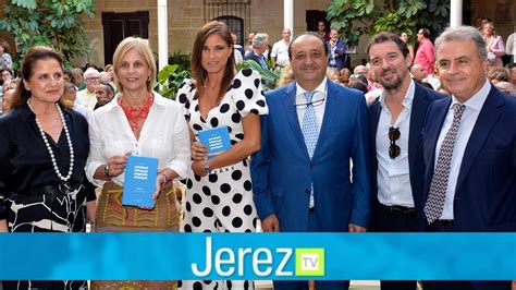 La Alcaldesa Destaca El Valor Del Libro De Viaje De Jerez Que Invita