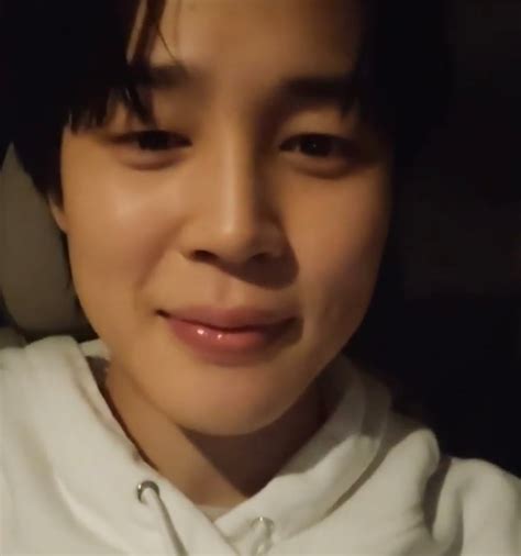 Bts Community Posts Jimin💛jimin💛jimin💛 너무 바쁘신데 매일같이 Weverse 붙여주셔서 정말