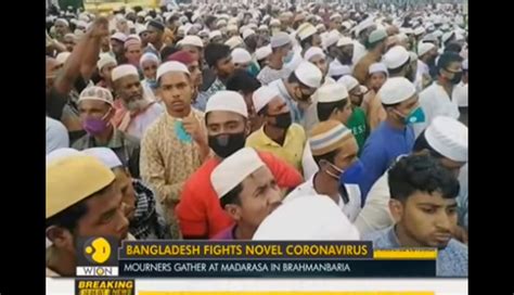 More Than 100000 Attend Mass Funeral For Muslim Cleric In Bangladesh