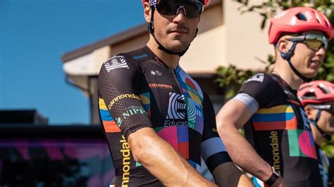 Rapha Unveils Fastest Ever Tt Aerosuit And Rapha Ef Switch Out Kit Endurance Biz