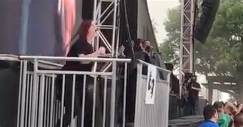 Sign Language Interpreter Channels KILLSWITCH ENGAGE During Live