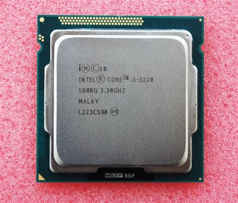 Original Core I3 3220 Processor Dual Core 3 3GHz LGA 1155 TDP 55W 3MB Cache With HD Graphics