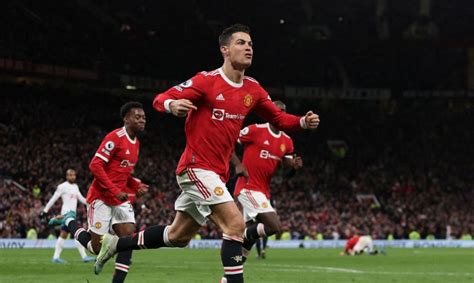 Cr Bate Recorde E Se Torna Maior Artilheiro De Todos Os Tempos Com