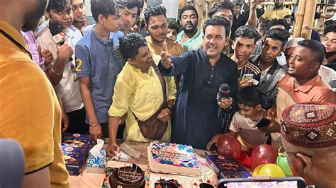 Chaka Bangla ৫ লাখ সাবস্ক্রাইব উপলক্ষে এক সঙ্গে কেক কাটলাম এবং আনন্দ