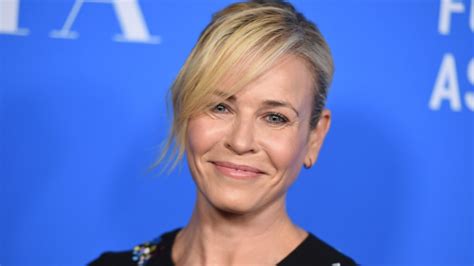 Chelsea Handler Wears Bra Made From Face Masks In Funny Workout Video