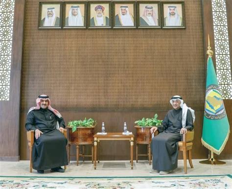 أمين عام الخليجي يؤكد دعم الشرعية في اليمن وتمديد الهدنة وصولا لحل