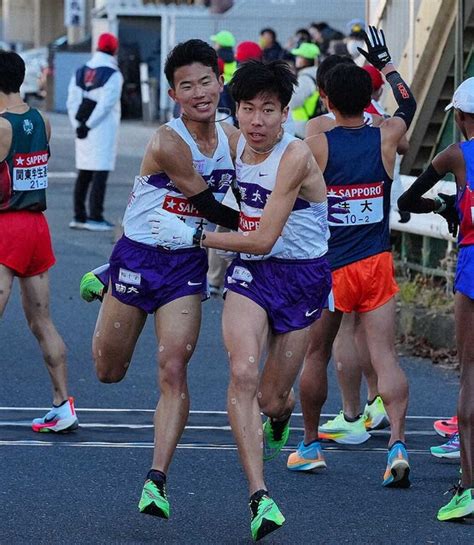 箱根駅伝2区中大がトップ駒大青学大まで3秒差の超激戦に ライブドアニュース
