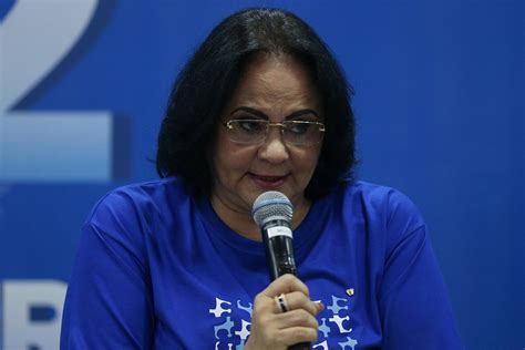 Damares é Alvo De Fake News Por Fake News Que Espalhou Em 2013 Rbrasil