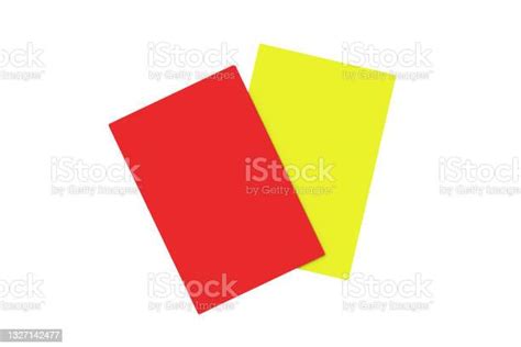 흰색 배경에 고립 된 축구를하기위한 노란색과 빨간색 카드 맨 위 보기입니다 3d 렌더 3차원 형태에 대한 스톡 사진 및 기타 이미지 3차원 형태 Championship