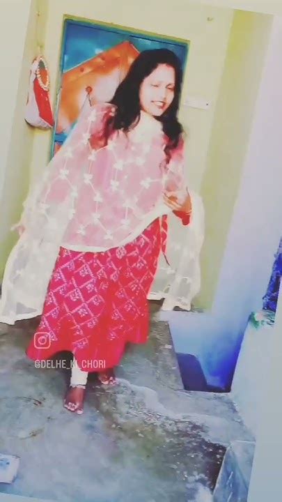 किसी के प्यारे प्यारे बाल किसी की प्यारी प्यारी चाल Shortvideo
