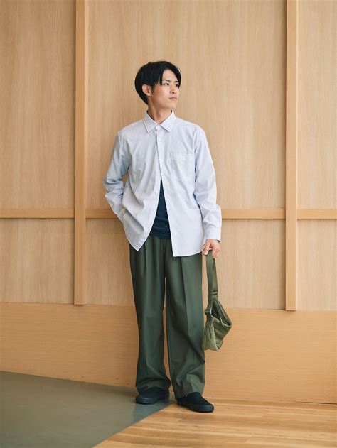 「タックワイドパンツ（ワンタック・丈標準69～71cm）」の着用コーディネート ユニクロ公式