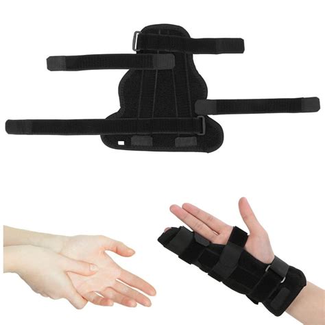 Broken Finger Splint Or Cast