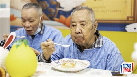 每日雜誌｜推動軟餐普及 助長者安心選擇 「照護食」成新興市場 籲設專責機構把關認證