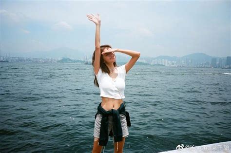 喧賓奪主？吳千語參加文詠珊婚禮站舞池中央，憑舞姿大出風頭 每日頭條