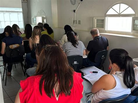 Controle Interno E Contabilidade Realizam Reunião Com As Secretarias