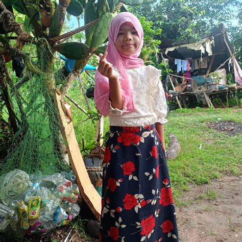 สวท กระบี่ สวท กระบี่ Added A New Photo — With สัญญา