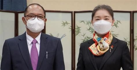 外交部领事司司长吴玺会见缅甸新任驻华大使吴丁貌瑞腾讯新闻