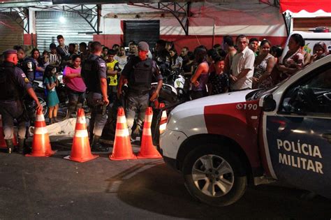 Jovem é morto a tiros por dupla em moto na Zona Oeste de Manaus