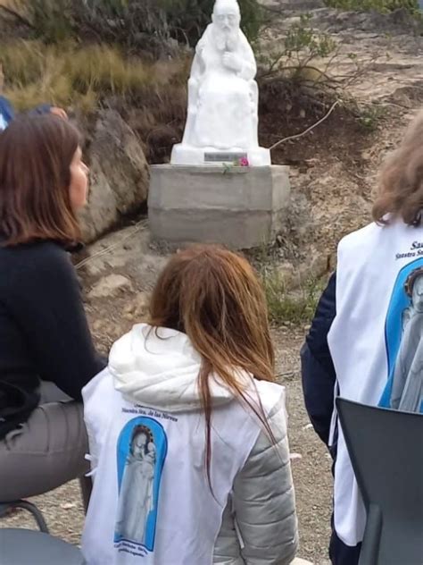 Habló Por Primera Vez La Mujer Que Dice Recibir Mensajes De La Virgen Y