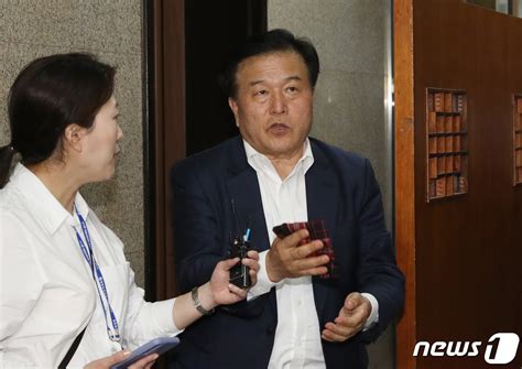 태영호 녹취록 질문 받는 이진복 정무수석 네이트 뉴스
