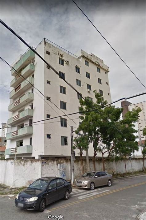 Prédio residencial de sete andares desaba em Fortaleza no Ceará