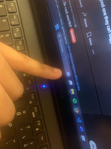 Is This Gap Between Screen And Plastic Normal Rlenovolegion