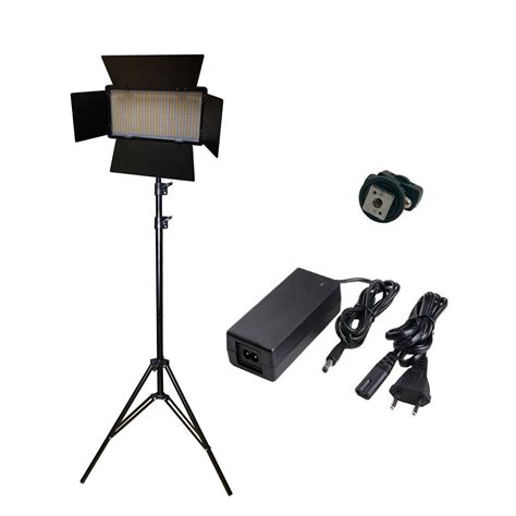 Светодиодная панель со шторками для фотосъемки и штативом, LED 600 ...