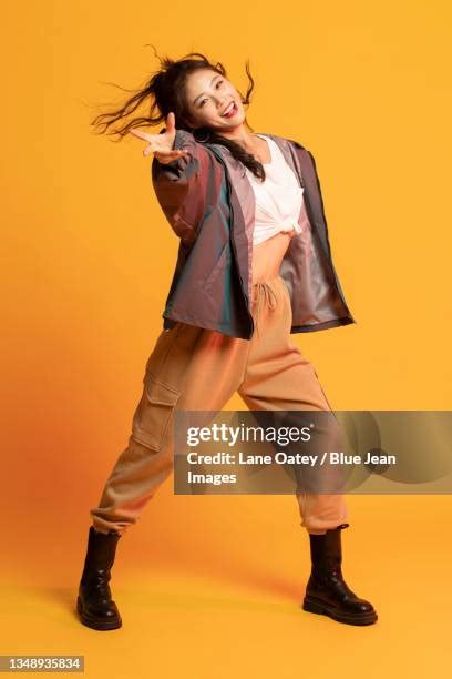 Models Full Body Shot Photos And Premium High Res Pictures Getty Images