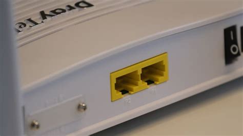 Modem Vs Router What S The Difference Make Tech Easier