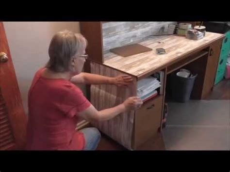 Computer Desk Makeover Using RoomMates Distressed Wood Peel And Stick