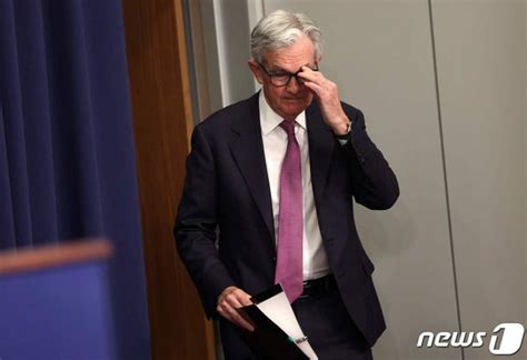 Fomc 마치고 기자회견 도착하는 파월 연준 의장 네이트 뉴스