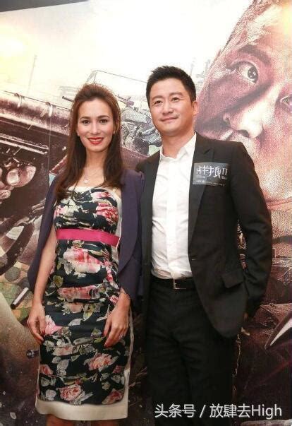 吳京盧靖姍參加《戰狼2》香港首映，網友稱：再胖就只能拍戰熊了 每日頭條