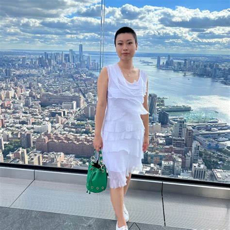 Emily Zhang Fora Travel
