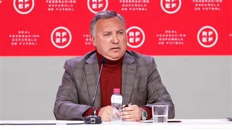 Medina Cantalejo habla de su relación con Betis y Sevilla