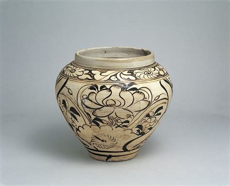 《宋 磁州窯鉄絵鳳凰牡丹文壺（じしゅうようてつえほうおうぼたんもんつぼ）》｜所蔵品｜アサヒグループ大山崎山荘美術館