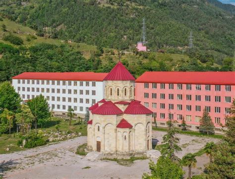 ღირსშესანიშნაობები Visitajara