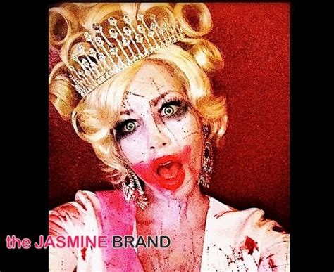 Celebrity Halloween Costumes Beyonce Blue Ivy Kim Kardashian North