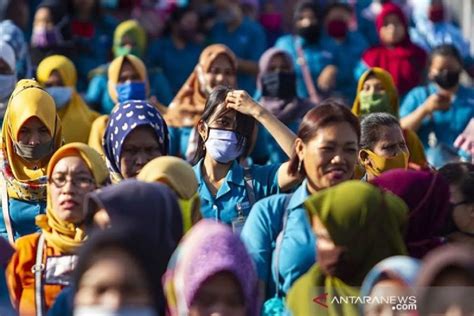 Ribuan Pekerja Industri Tekstil Di Tangerang Terkena PHK ANTARA News