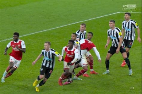 Furious Arteta Labels Decision To Not Award Arsenal Two Penalties Vs