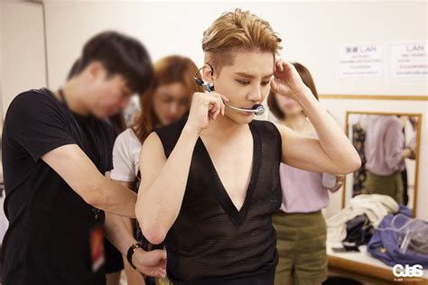김준수 亞투어 일본 공연 비하인드불금 깜짝 선물 Pickcon