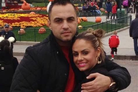 Sex Ban Stunning Model Dumped Jailed Boyfriend After He Cheated On Her With Burly Cellmate